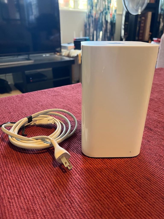 Apple AirPort router, TV & Home Appliances, Other Home Appliances on ...