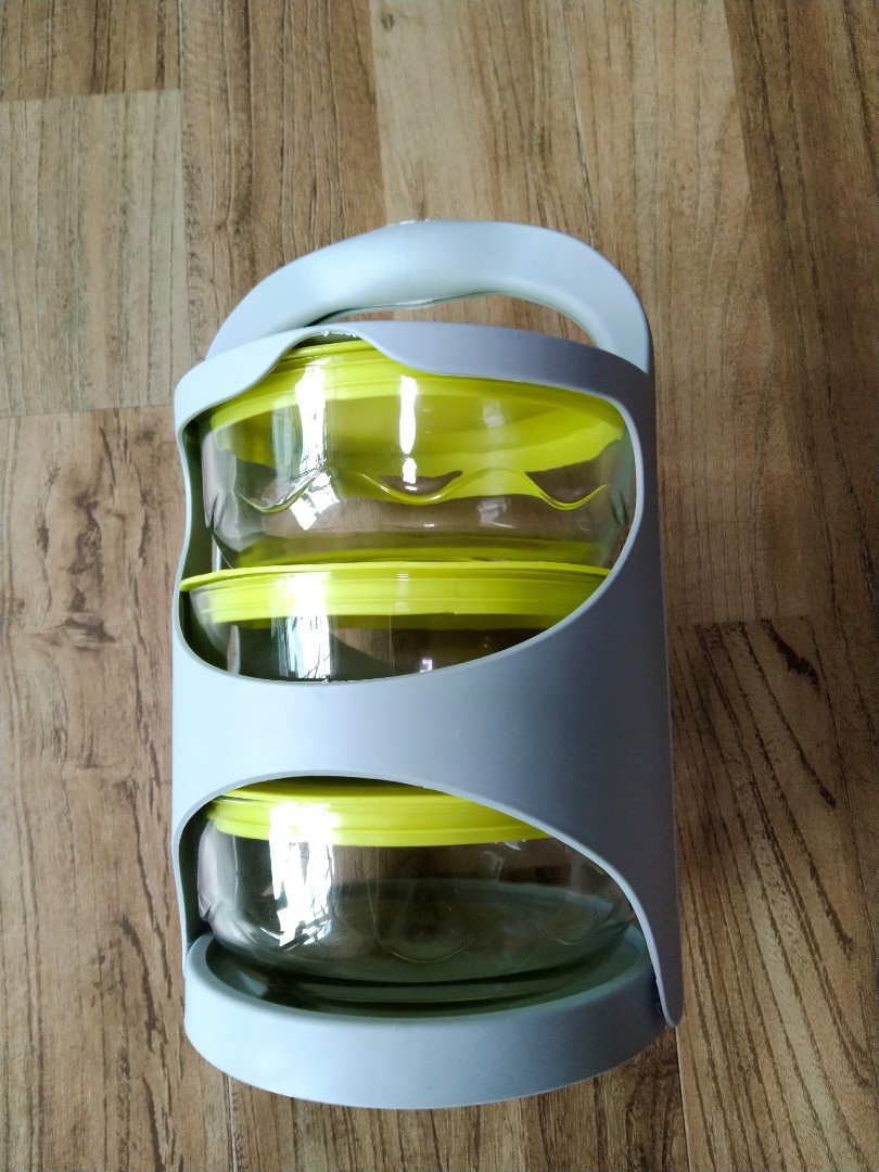 BNIB Picnic Glass Containers with Handle, Furniture & Home Living ...