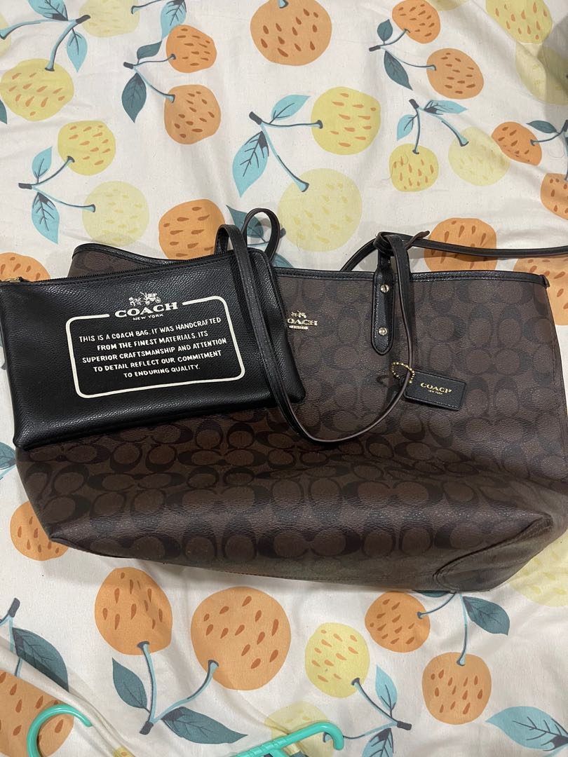 Coach Shoulder Beg, Women's Fashion, Bags & Wallets, Shoulder Bags on ...