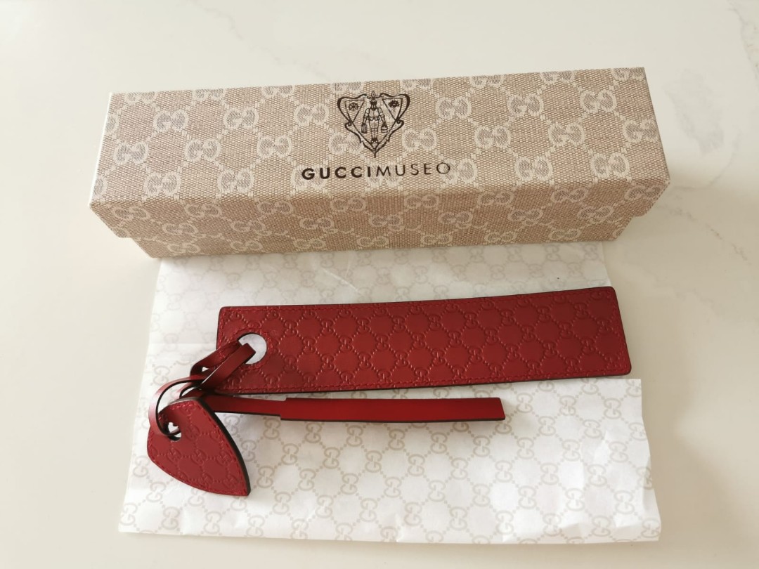 Gucci bookmark, Luxury, Accessories on Carousell