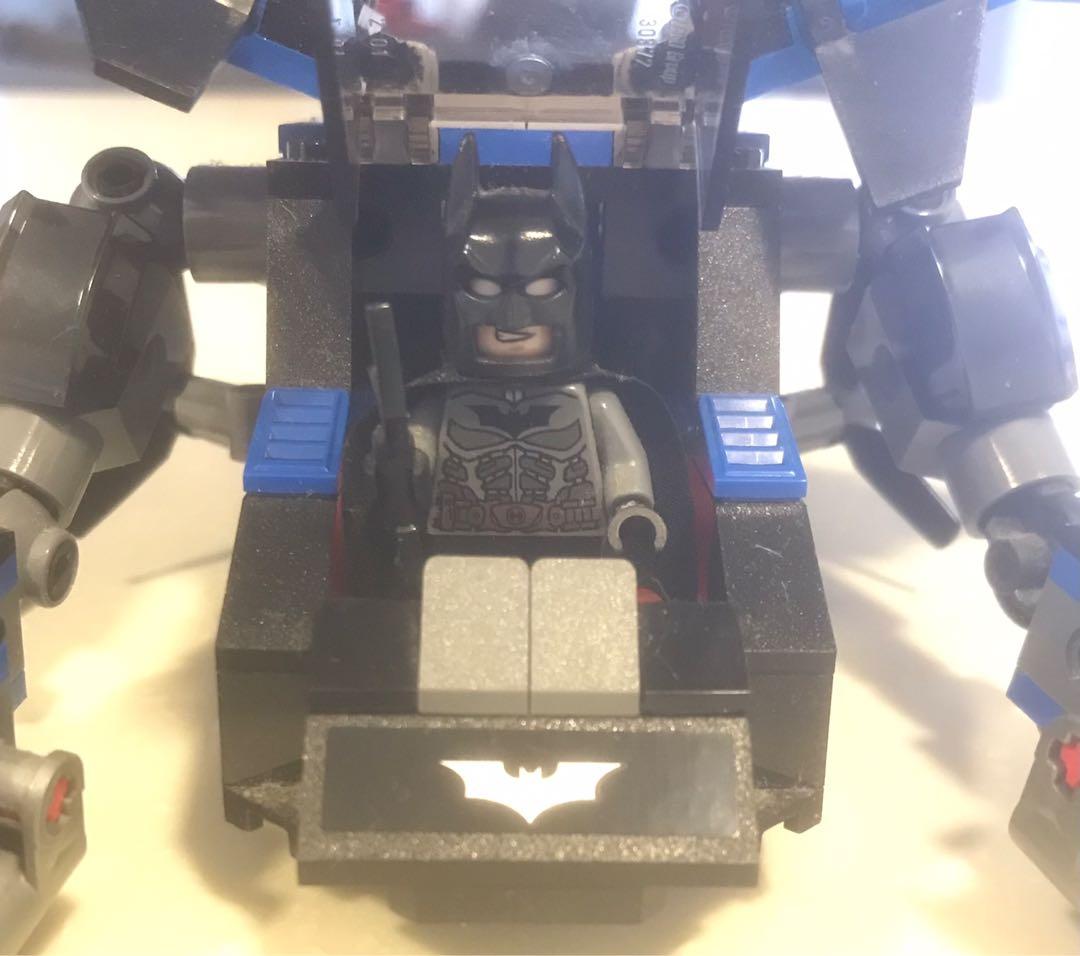 Lego Batman The Dark Knight Rises The Bat Batman and Bane Minifigures ...