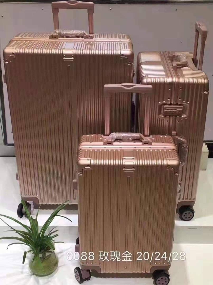 Non zipper luggage, Hobbies & Toys, Travel, Luggage on Carousell