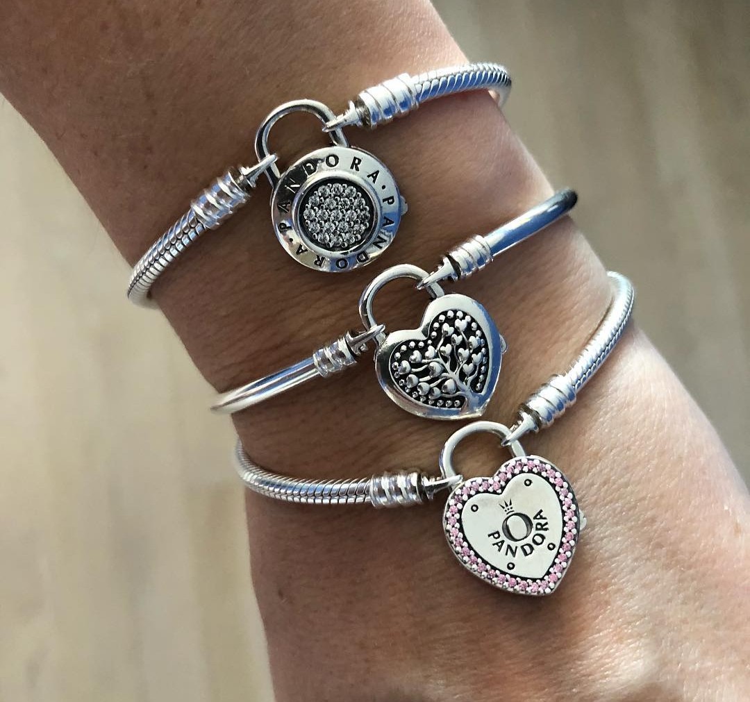 Pandora heart lock and pandora logo bracelet in silver, Women's Fashion ...