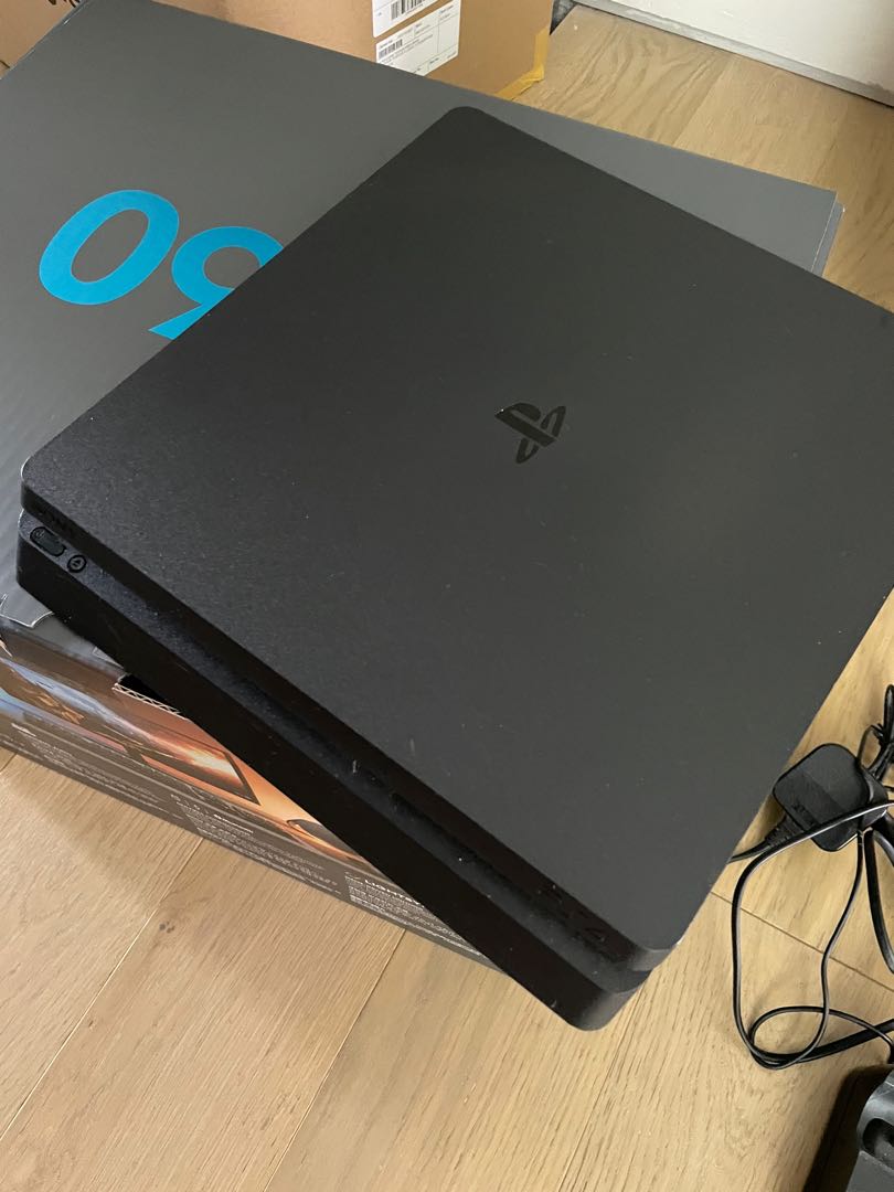 PlayStation 4, Video Gaming, Video Game Consoles, PlayStation on Carousell