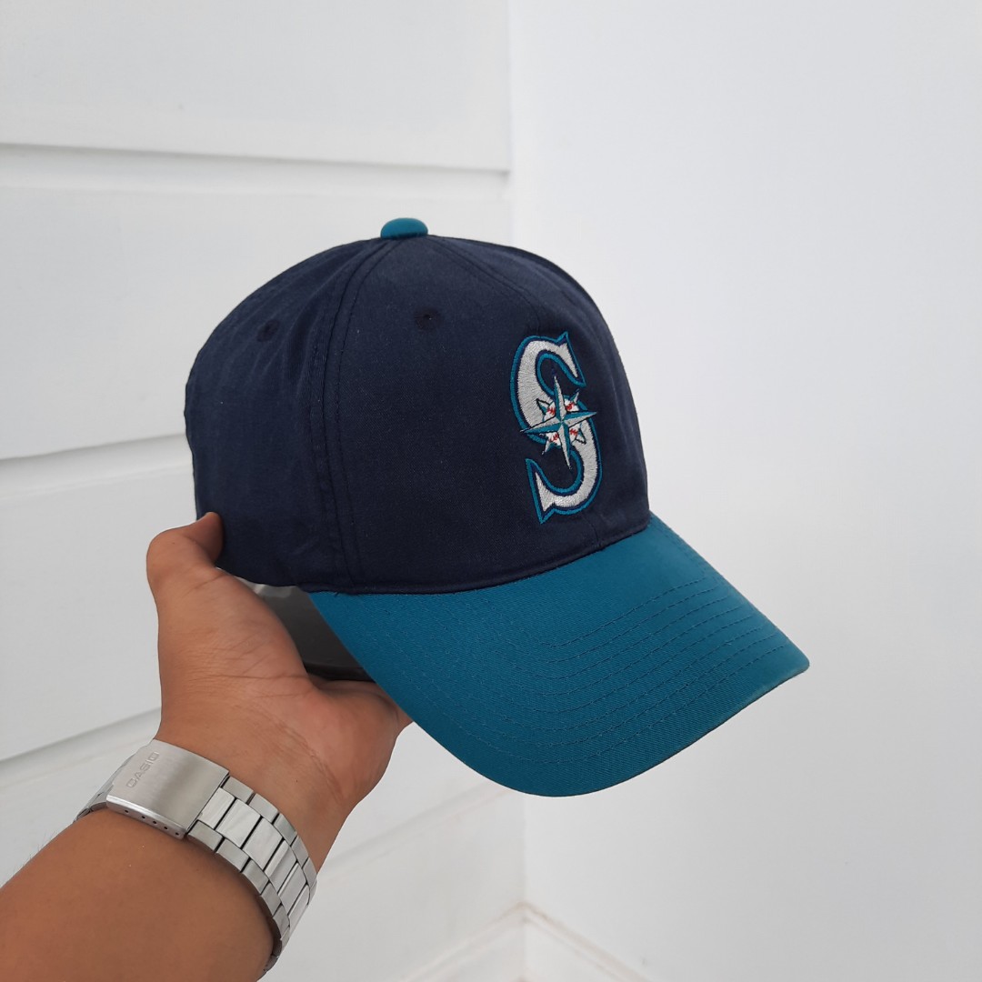 Topi MLB Vintage Logo S Second Original Like New, Fesyen Pria ...