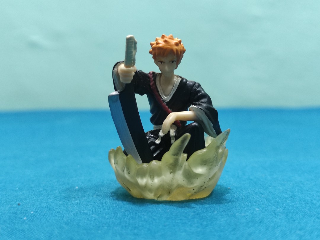 Bleach Ichigo Kurosaki Mini Figure, Hobbies & Toys, Memorabilia ...
