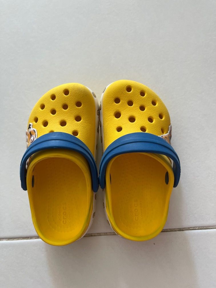 Crocs Minion size C7, Babies & Kids, Babies & Kids Fashion on Carousell