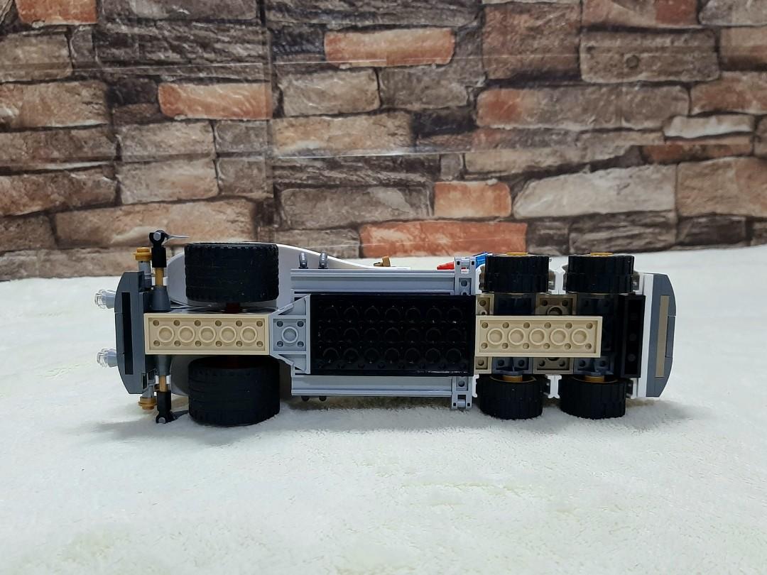 DECOOL 7128 BATMAN CLASSIC RACE TRUCK CAR W/SUPER HERO & DJ SQUIDWARD, Hobbies & Toys, Toys ...