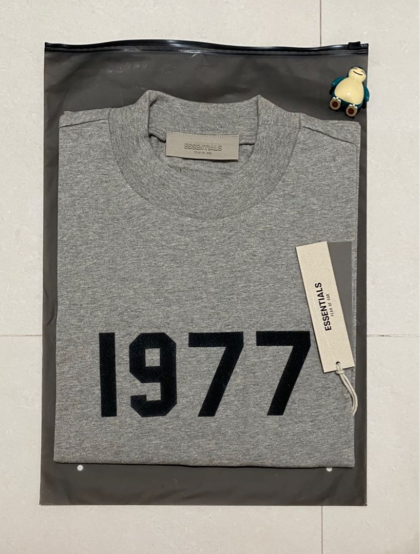 Essentials Tee 1977 Dark Oatmeal, Men's Fashion, Tops & Sets, Tshirts ...