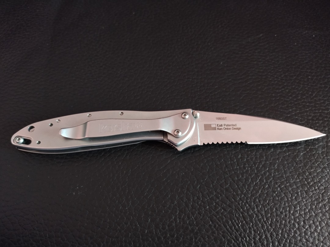 Flick knife, Furniture & Home Living, Kitchenware & Tableware, Knives ...