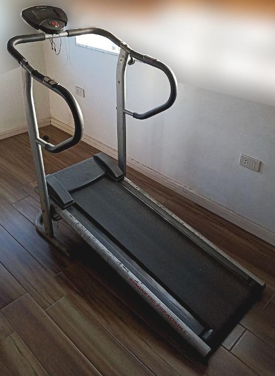 jetstream jmt400 magnetic treadmill, Sports Equipment, Exercise ...