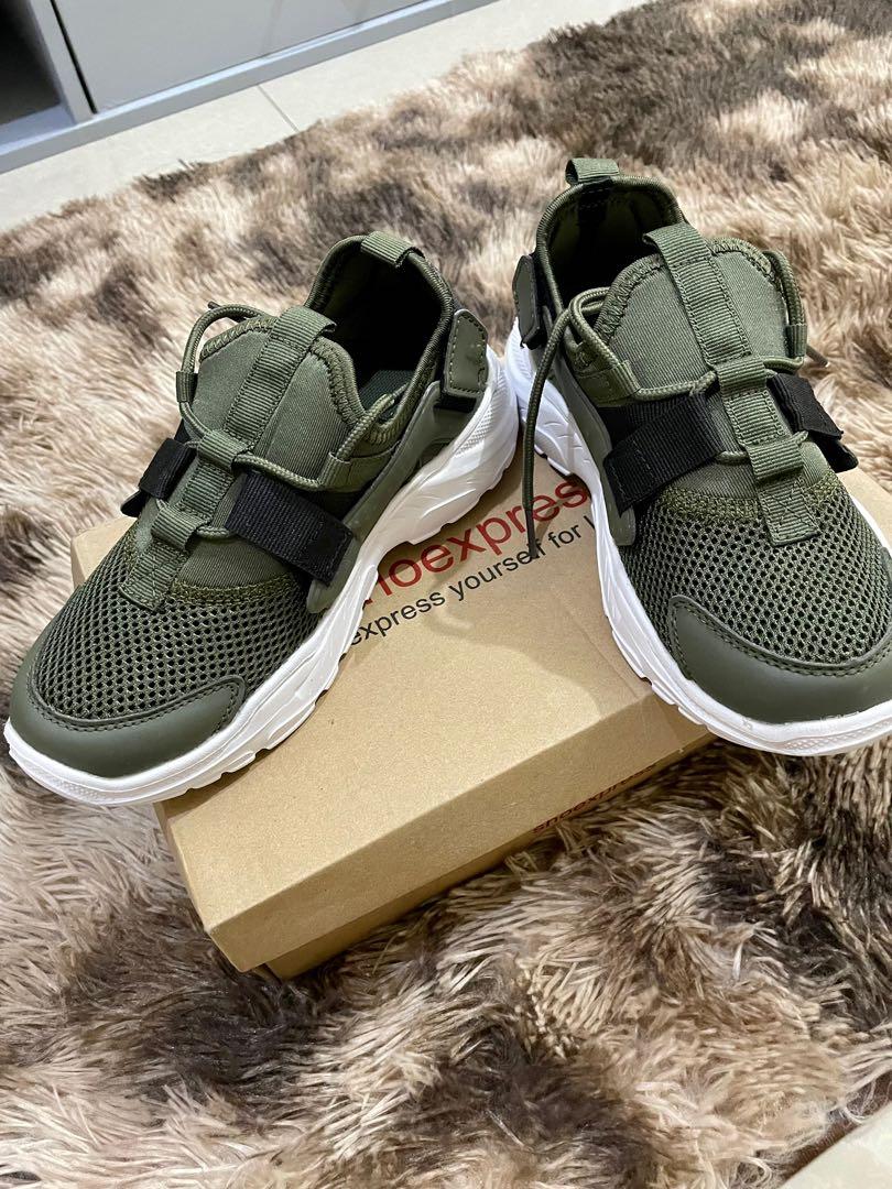 Sneakers for kids, Babies & Kids, Babies & Kids Fashion on Carousell