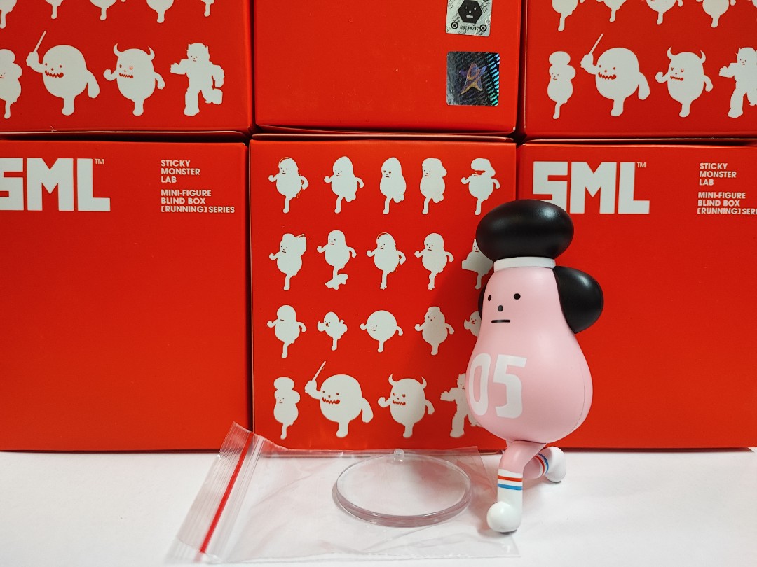 全新Sticky Monster Lab x great twins - Running Series（圖中那款）C, 興趣及遊戲, 玩具 ...