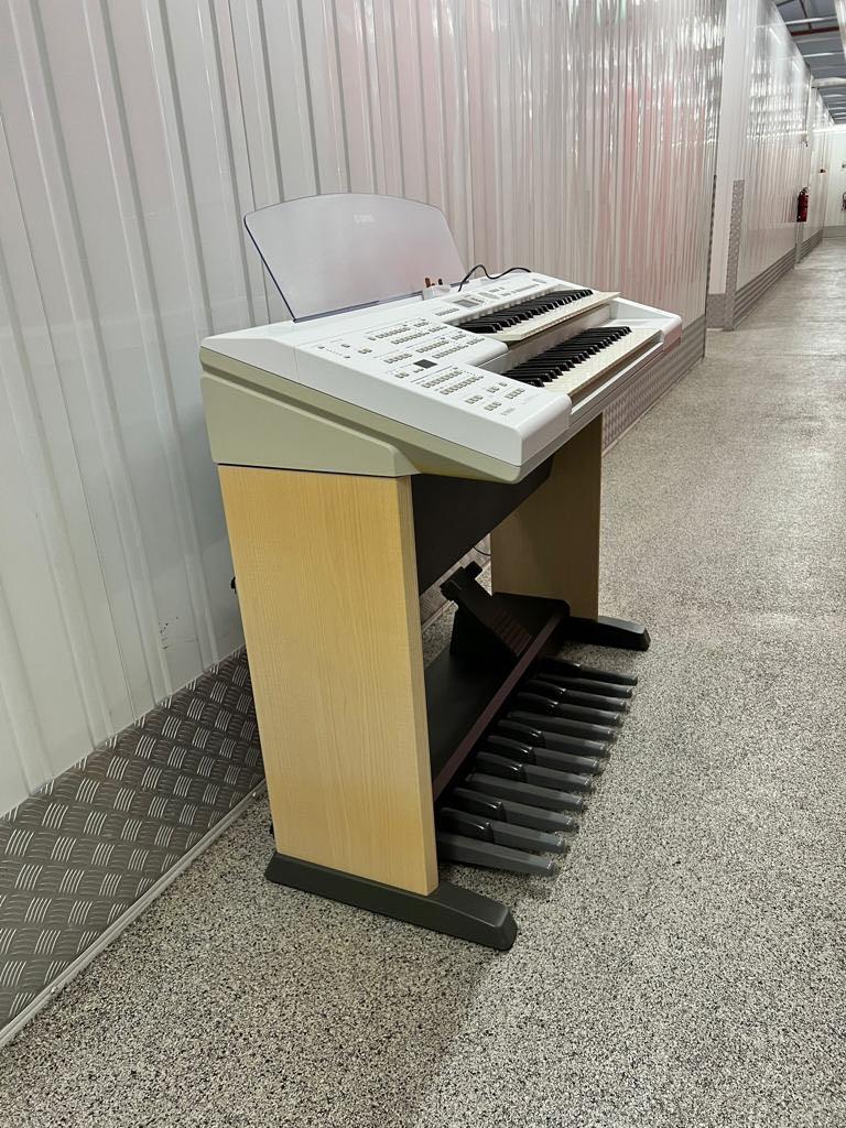 Yamaha Piano Electone ELB-02, Hobbies & Toys, Music & Media, Musical ...