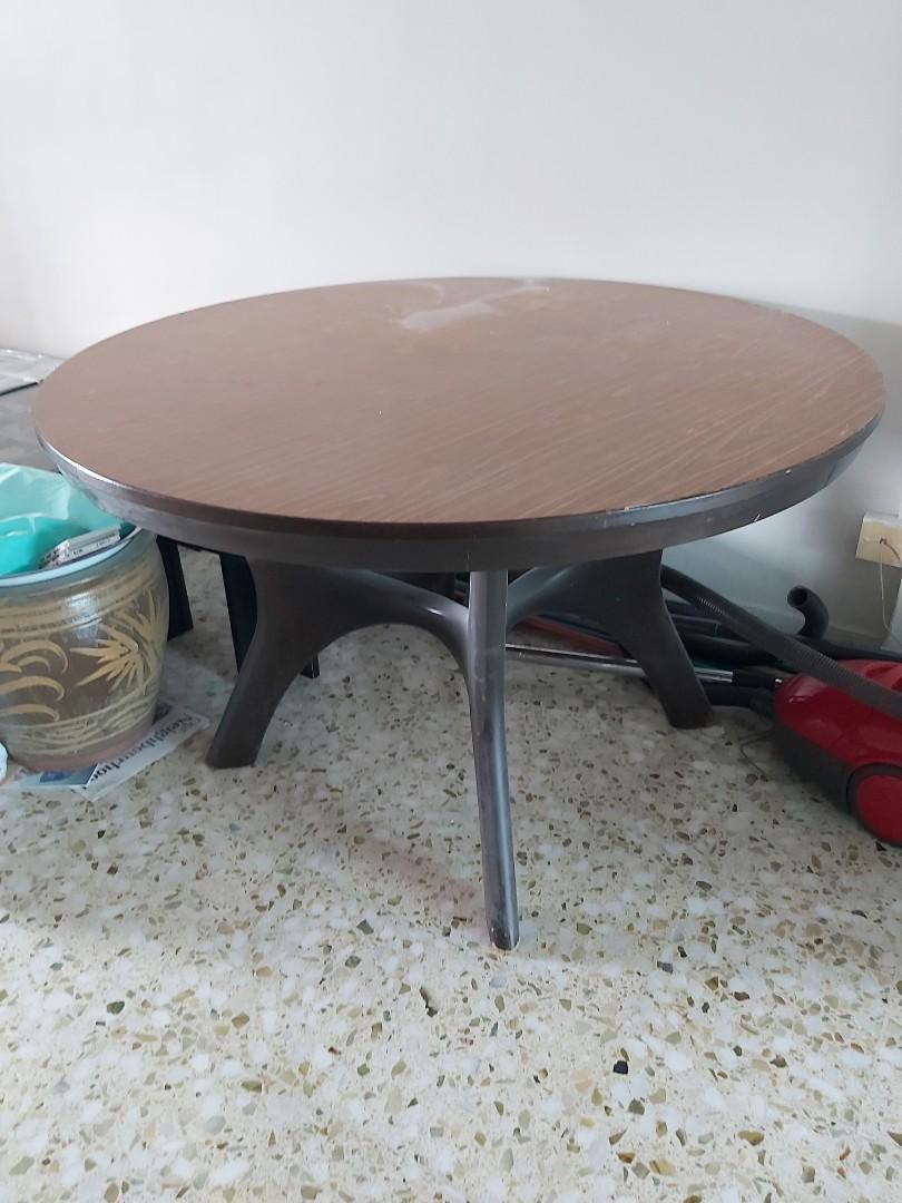 4 ft round table (solid wood), Furniture & Home Living, Furniture ...