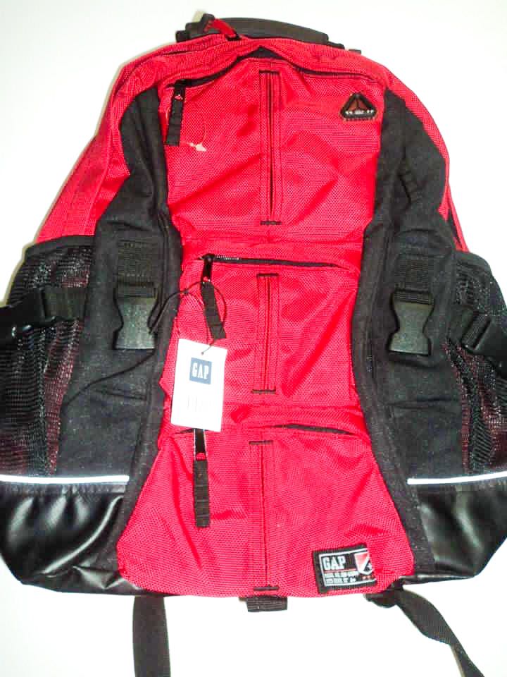 AUTHENTIC GAP BACKPACK UNISEX, Men's Fashion, Bags, Backpacks on Carousell
