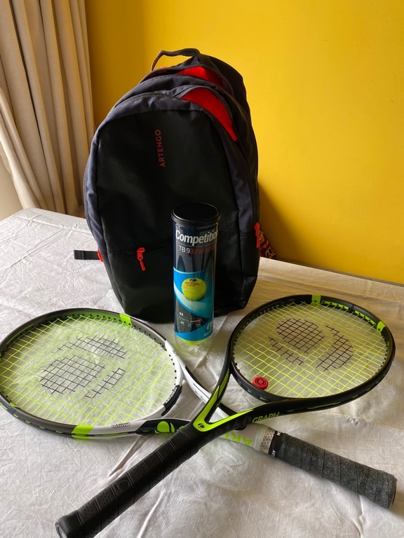 2 Beginner Tennis Rackets + 4 Balls + 1 tennis Bag - Artengo, Sports ...