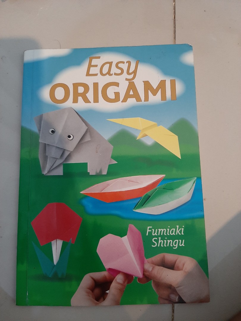 Buku easy origami, Buku & Alat Tulis, Buku di Carousell