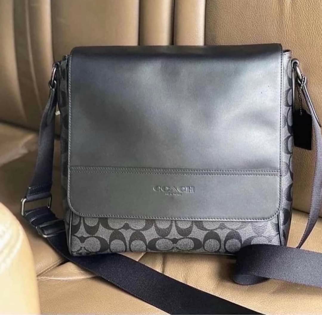 Coach Houston Map Bag In Signature Canvas, Men's Fashion, Bags, Sling ...