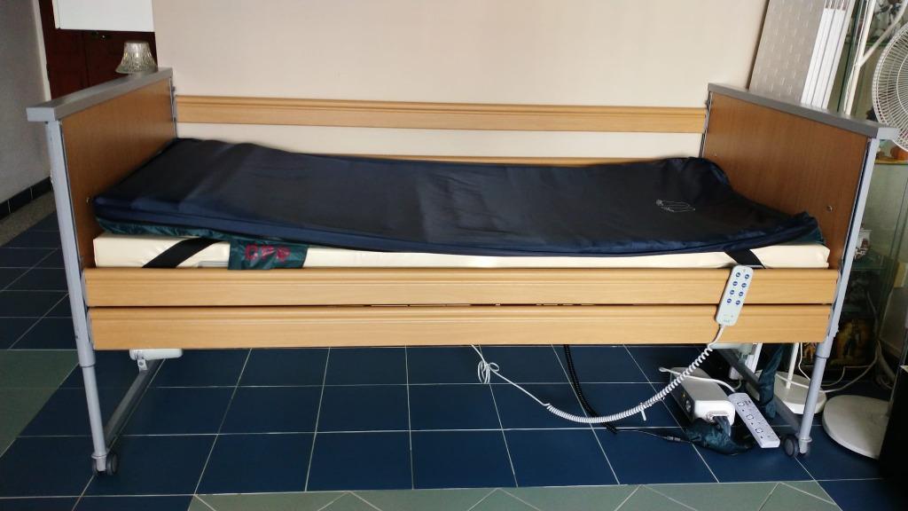 Domiflex Premium Nursing Bed, Continuous Side Rails, Furniture & Home ...