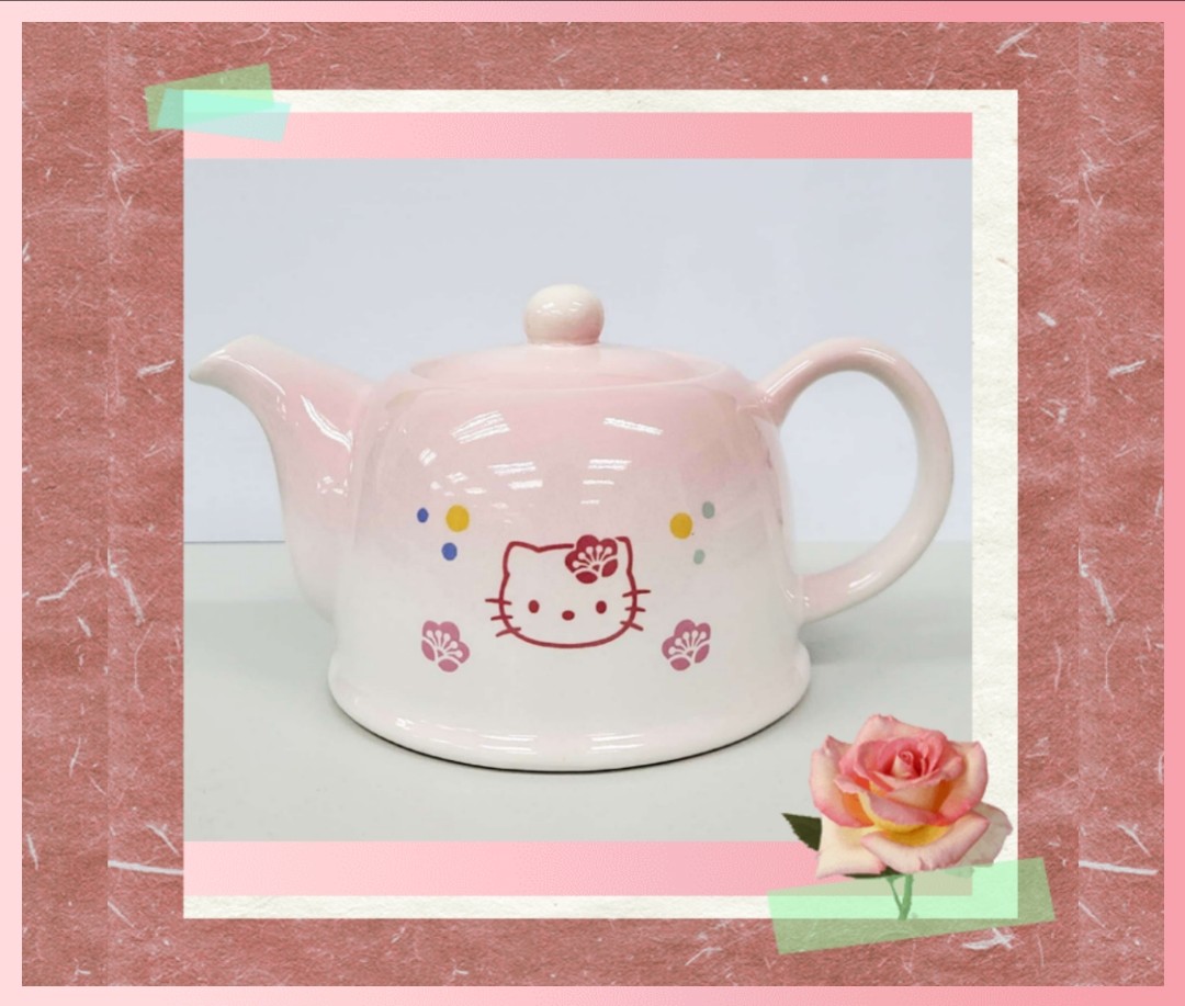 Hello Kitty Teapot, Furniture & Home Living, Kitchenware & Tableware ...