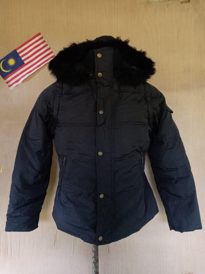 Lemiore puffer jacket, Men's Fashion, Coats, Jackets and Outerwear on Carousell