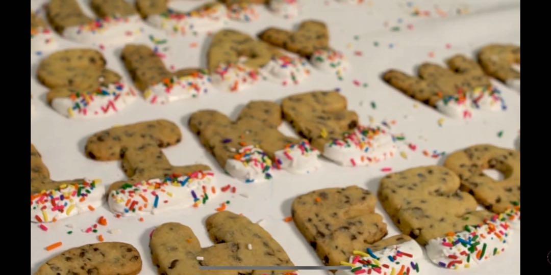 name and spell your cookies chewy and fudgy chocolate chips cookies ...