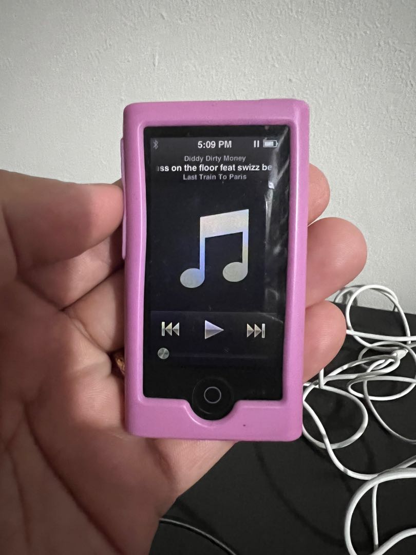 Original ipod nano 7th gen 16gb, Audio, Portable Music Players on Carousell