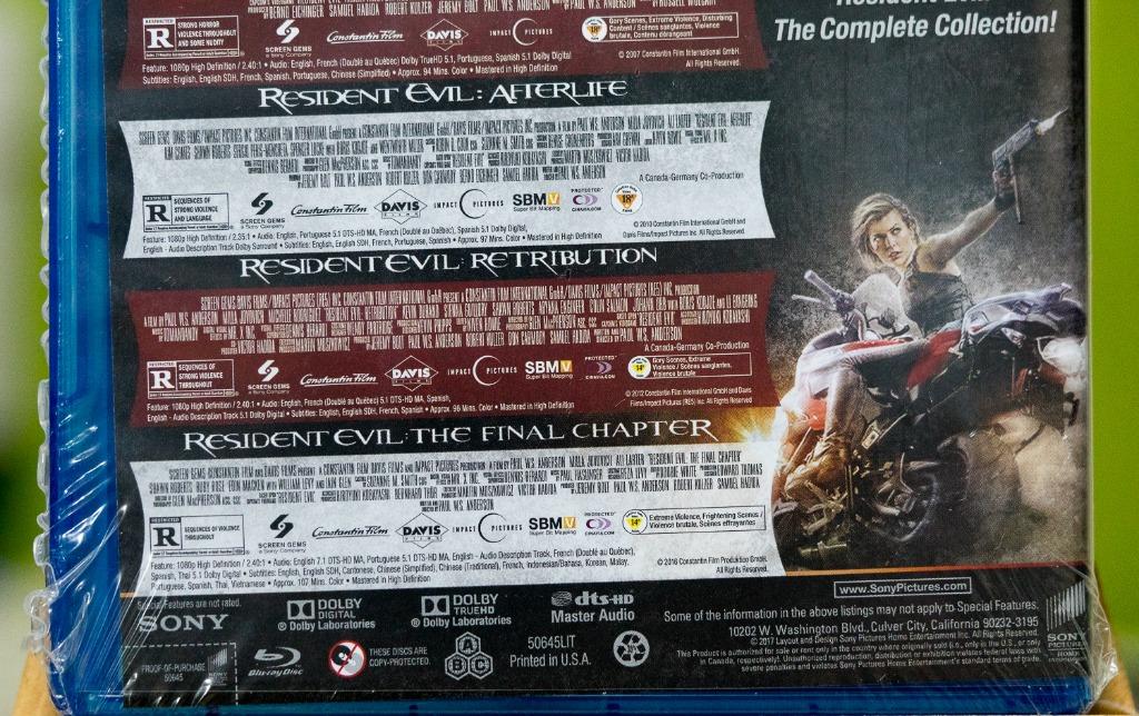 Resident Evil: The Complete Collection Blu-ray, Hobbies & Toys, Music ...