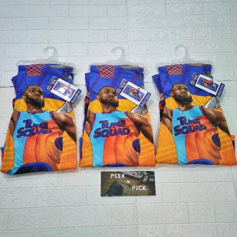 Space Jam "Tune Squad" Lebron James Beach Towel, Furniture & Home ...