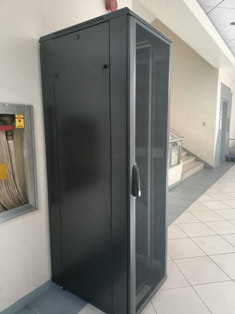 Toten 42U Free Standing Data Cabinet W=600x D=800x H=7FT Perforated ...