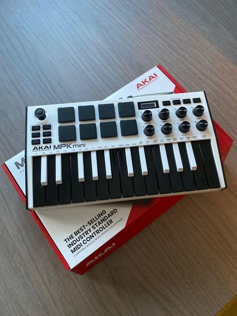 AKAI MPK Mini MK3 White, Hobbies & Toys, Music & Media, Musical ...