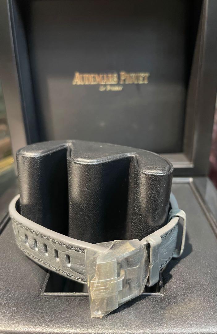 Audemars Piguet Royal Oak Offshore Royal Oak Offshore Elephant AP 42mm ...