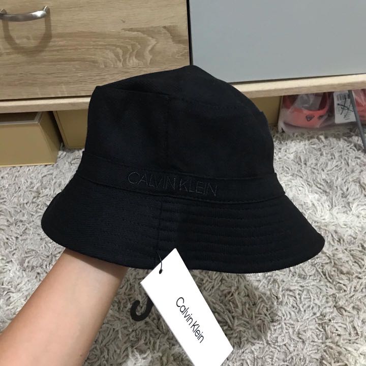 Ck reversible bucket hat, Women's Fashion, Watches & Accessories, Hats ...