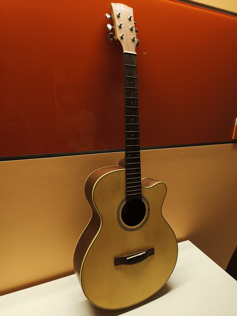 Guitar without strings, Hobbies & Toys, Music & Media, Musical ...