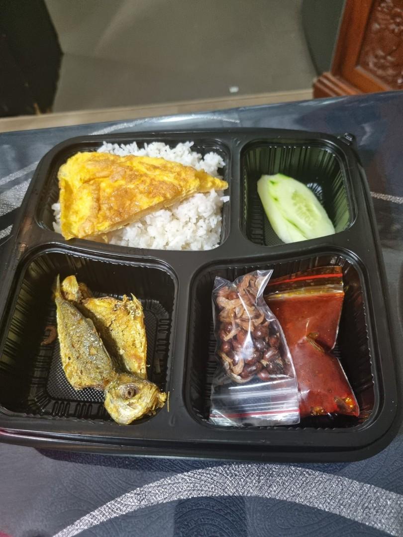 Halal Bento Sets, Food & Drinks, Local Eats on Carousell