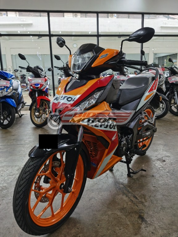 Honda RS150 Repsol ( 2019 ) RS 150 Y15 Y16 RSX FZ, Motorbikes on Carousell