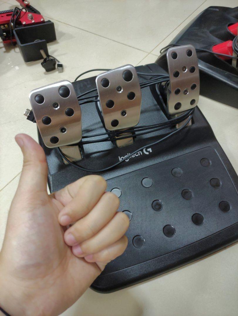 Logitech G29 Set + USB Handbrake, Video Gaming, Gaming Accessories ...