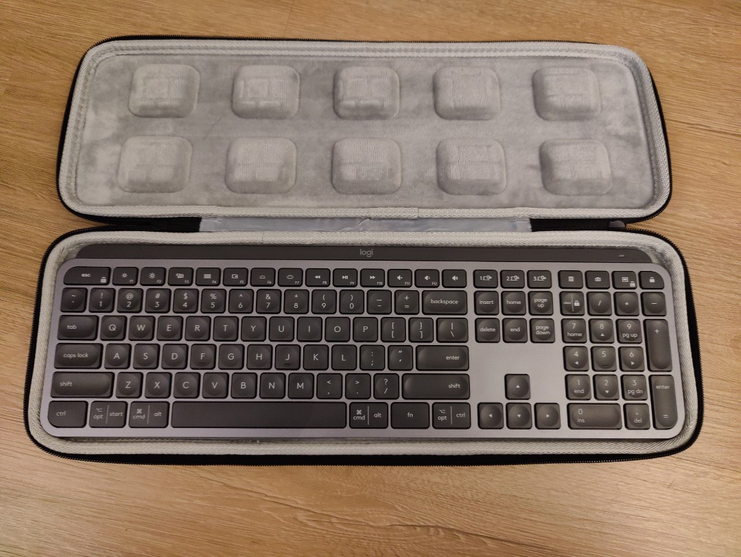 Logitech MX Keys with Carrying Case, Computers & Tech, Parts ...