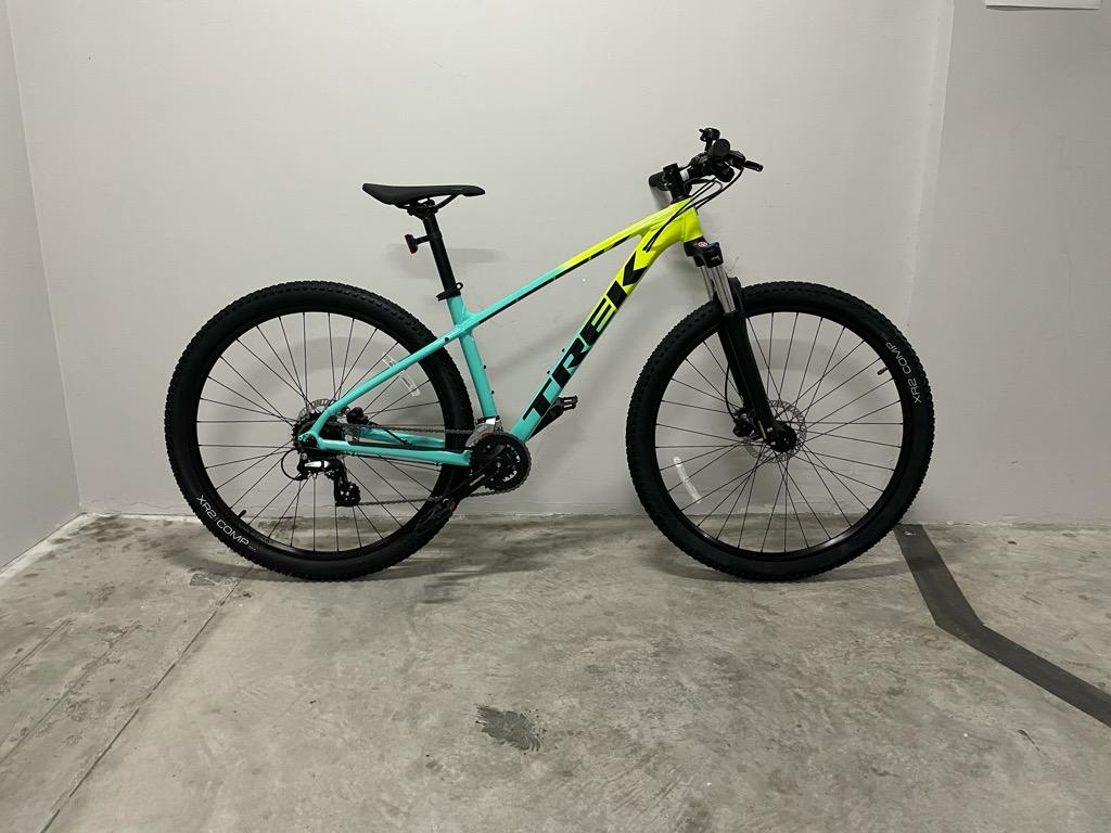 NEW Trek Marlin 5 2022 29er 29 inch Volt to Miami Green Fade, Sports ...