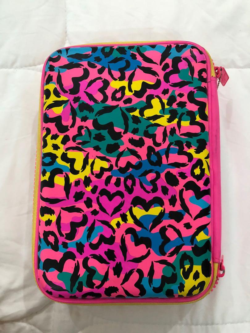 Smiggle, Mobile Phones & Gadgets, Mobile & Gadget Accessories, Cases ...