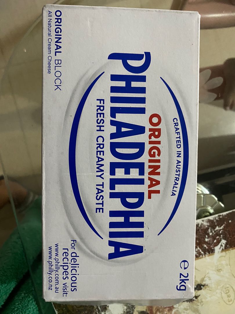 2KG Philadelphia Cream Cheese, Food & Drinks, Chilled & Frozen Food on ...