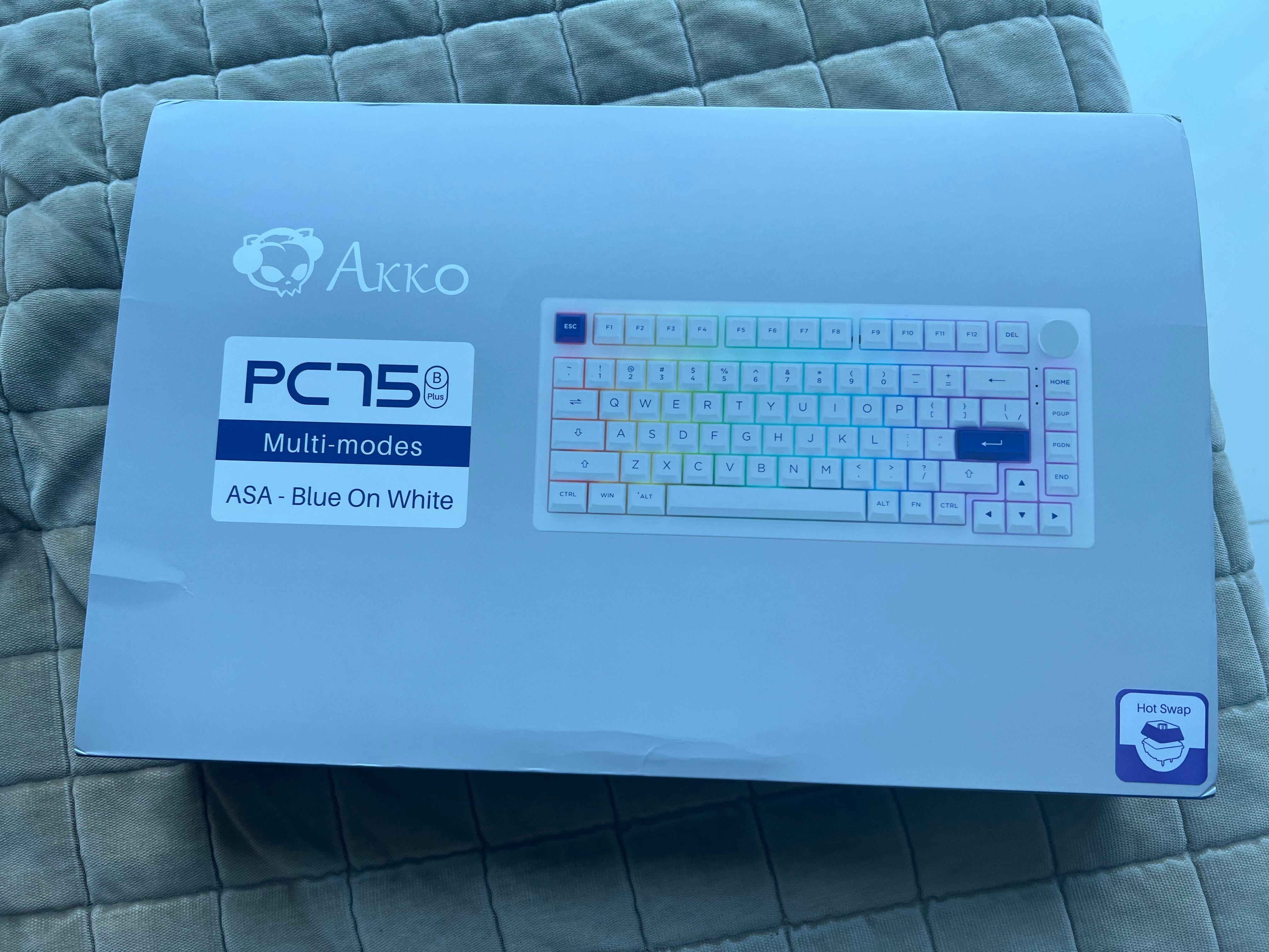 Akko pc75b plus blue on white, Computers & Tech, Parts & Accessories ...