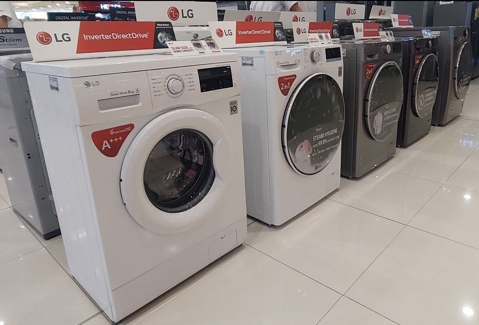 Bos daikin 2hp queen series mgkno, TV & Home Appliances, Washing ...