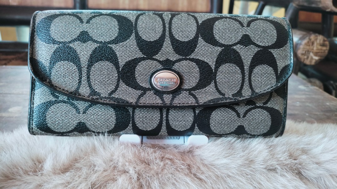 Coach New York, Women's Fashion, Bags & Wallets, Wallets & Card holders ...