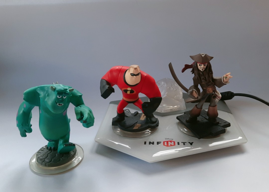 Disney Infinity 3.0 Sulley, Mr. Incredible, and Capt. Jack Sparrow ...