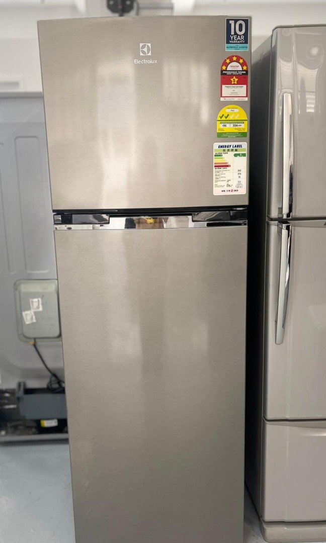 ELECTROLUX 2 DOOR FRIDGE ETB3500MG (NET 348L), TV & Home Appliances ...