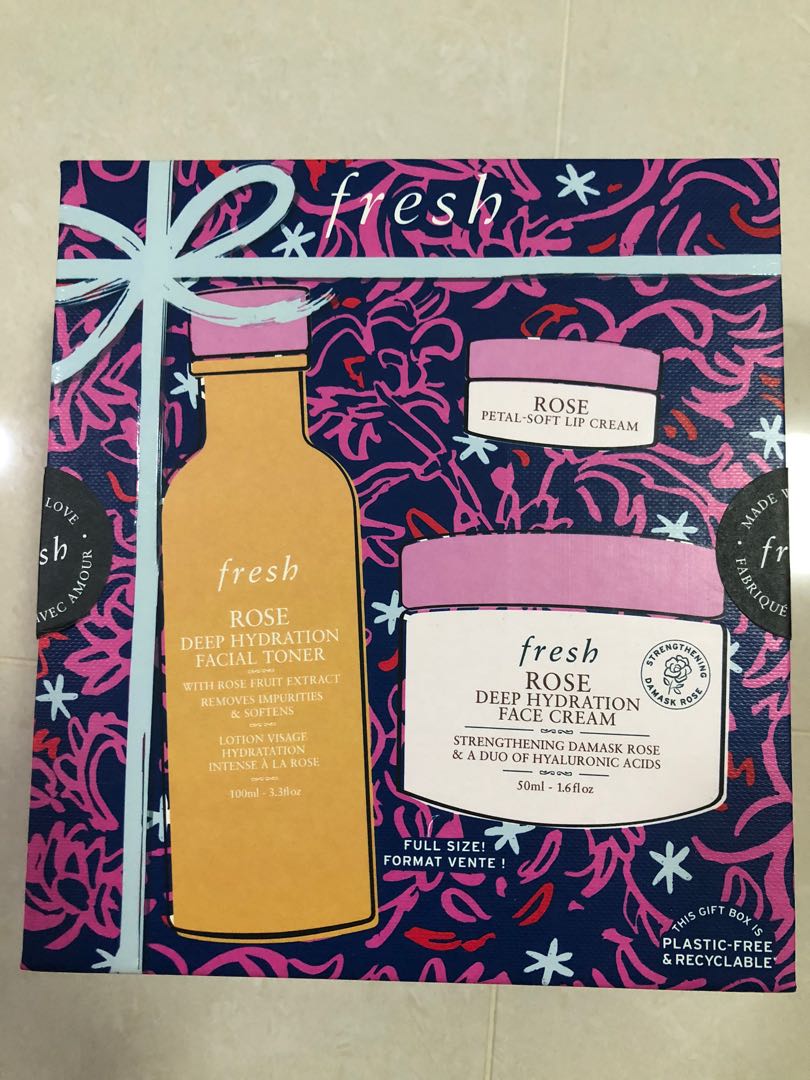 Fresh Gift Set, Beauty & Personal Care, Face, Face Care on Carousell