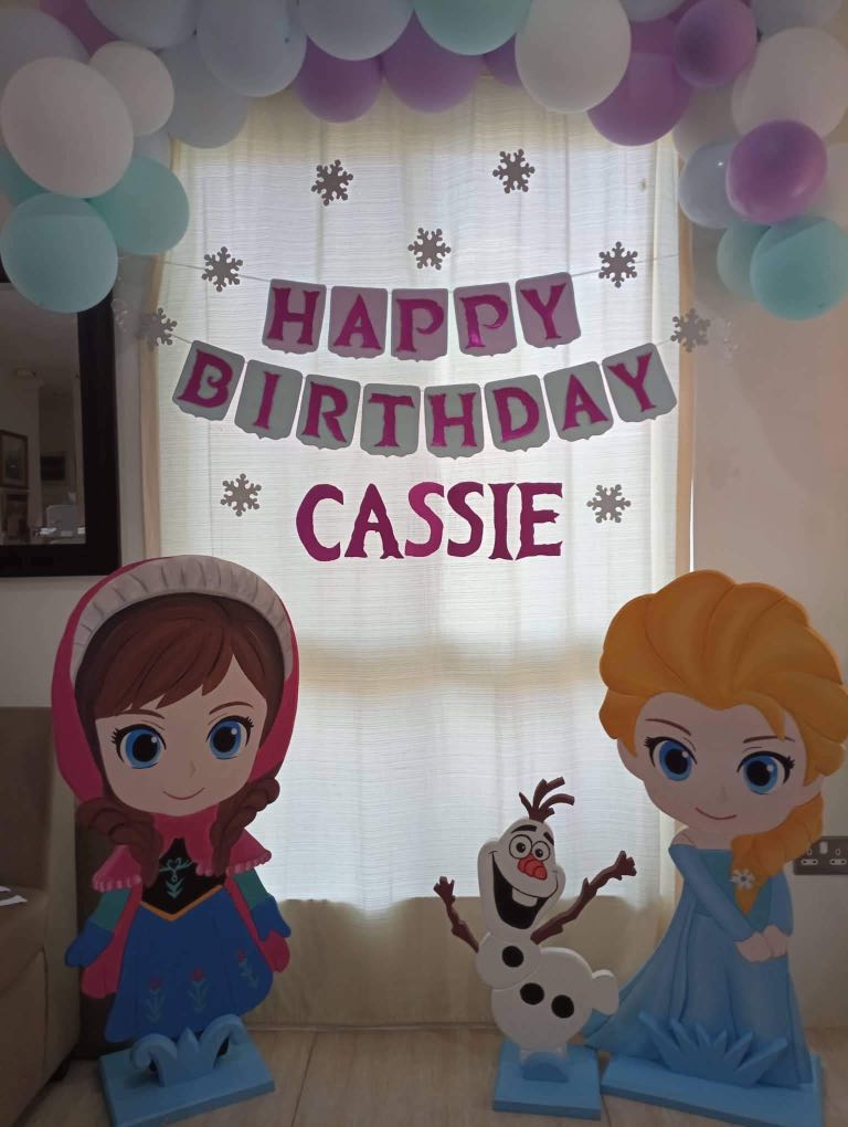 FROZEN ELSA ANNA OLAF STANDEE, Hobbies & Toys, Stationary & Craft ...