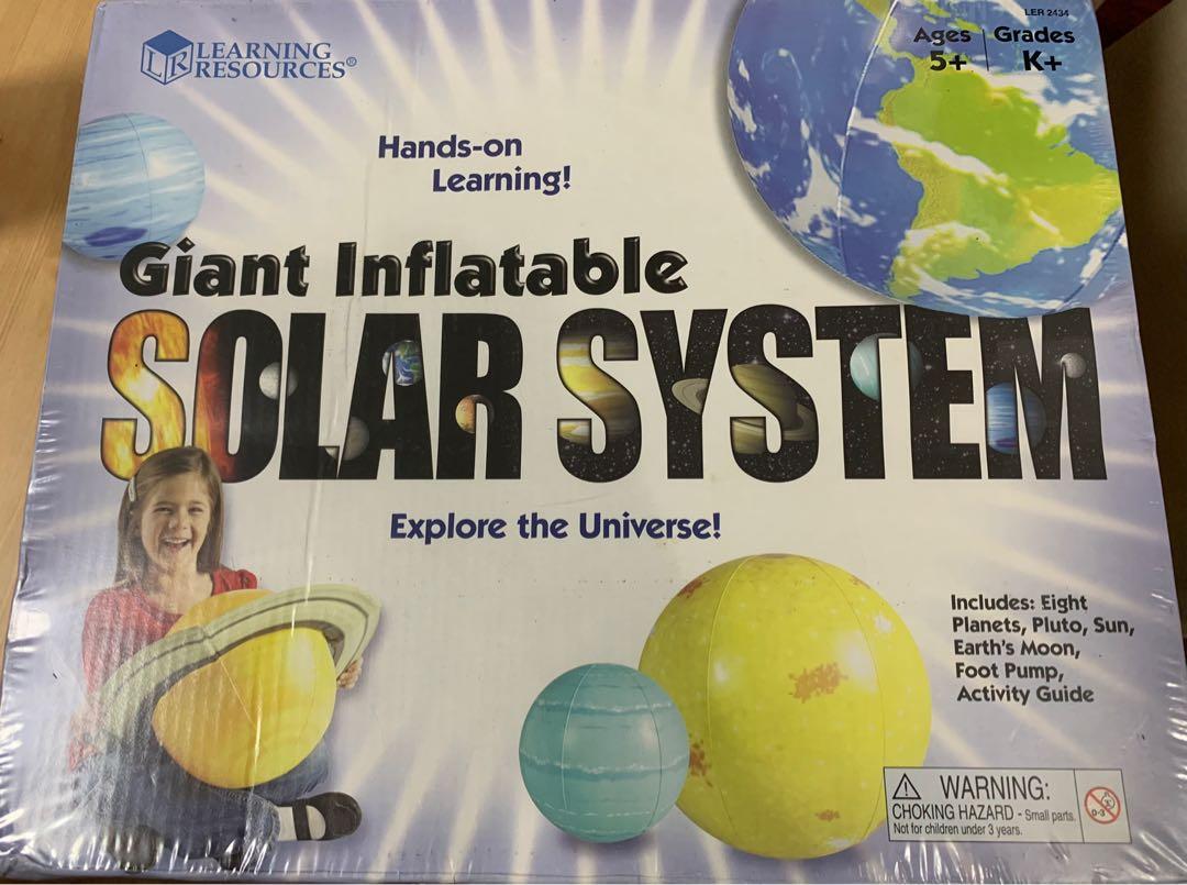 Giant inflatable solar system, 興趣及遊戲, 玩具 & 遊戲類 - Carousell
